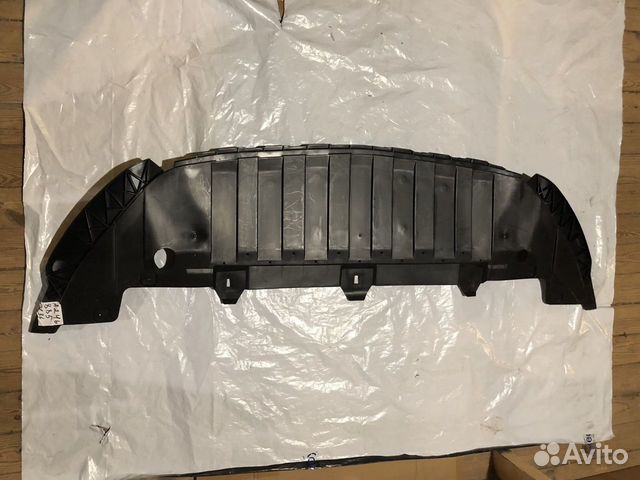 Пыльник бампер Мерседес 246 купить в Москве | Запчасти | Авито
